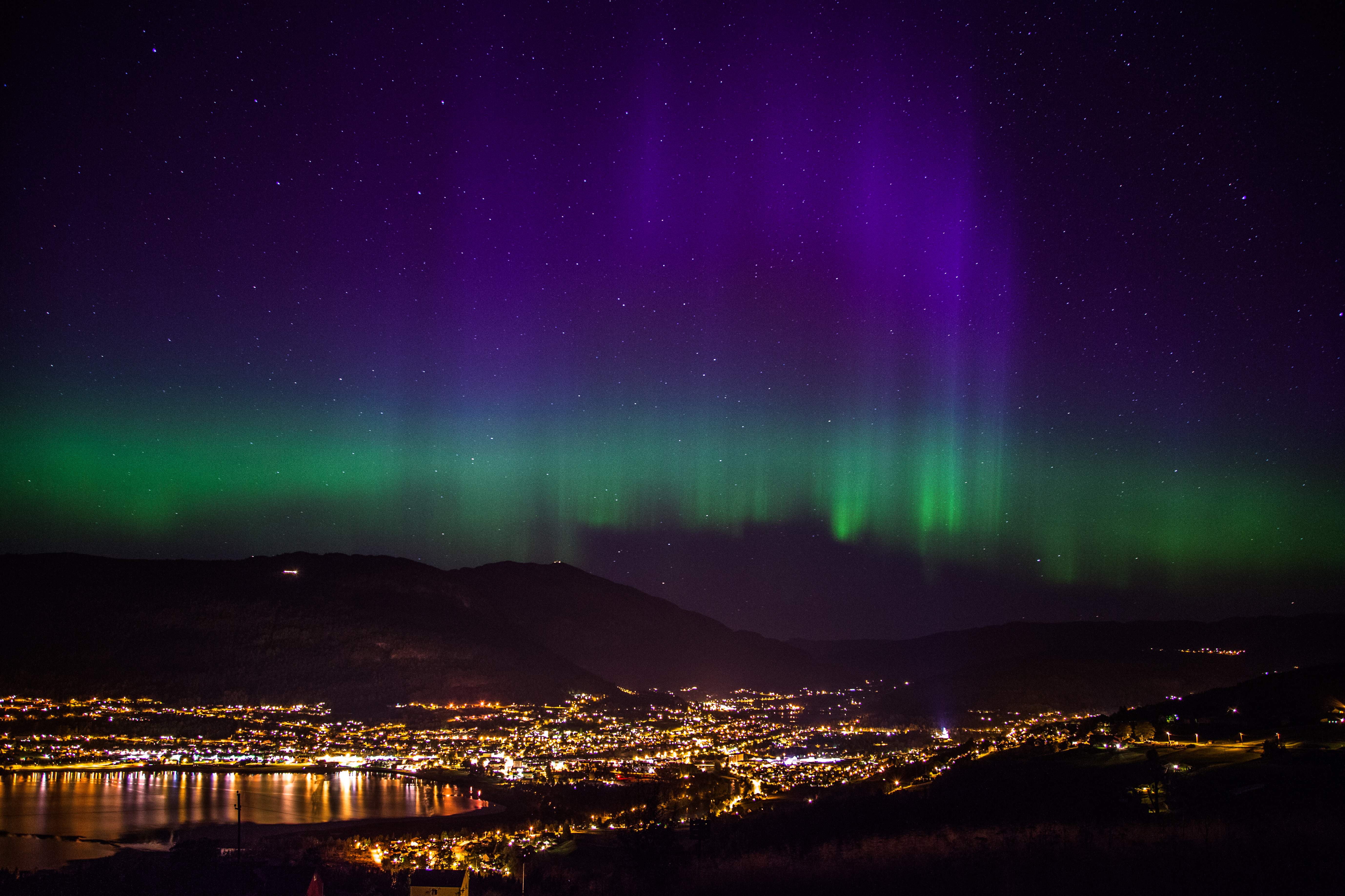 Chasing the Lights – by Mark Powell – The Real Story